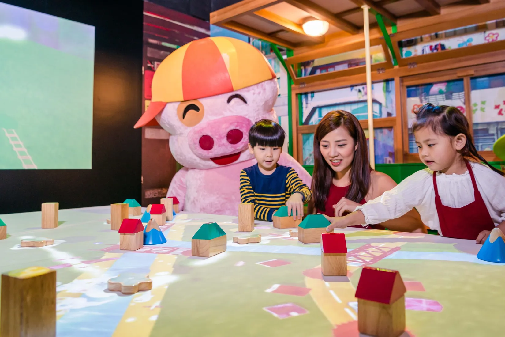 McDull & Madame Mak
